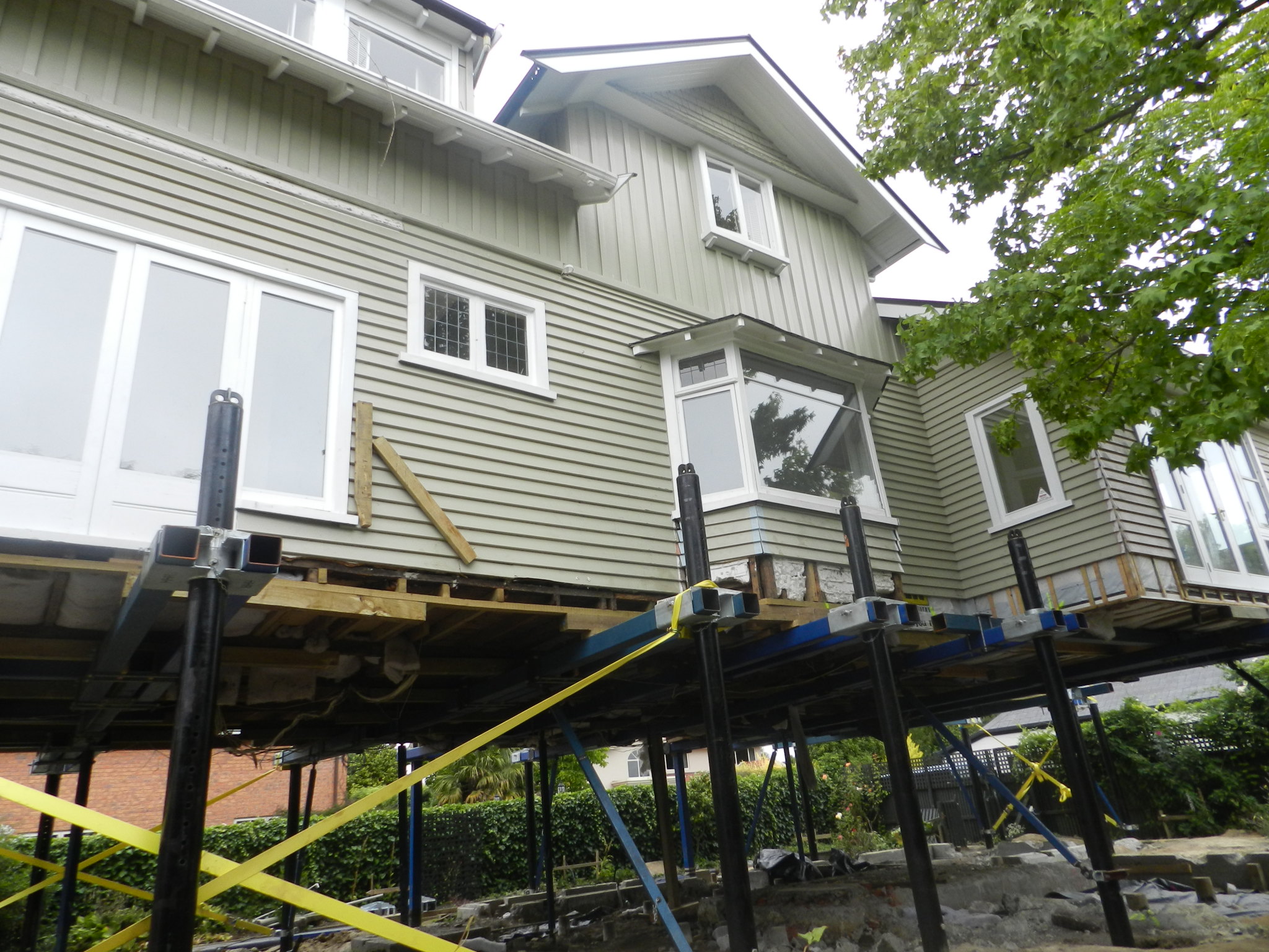 House Lifting & Foundation Replacement | Heritage Relevellers